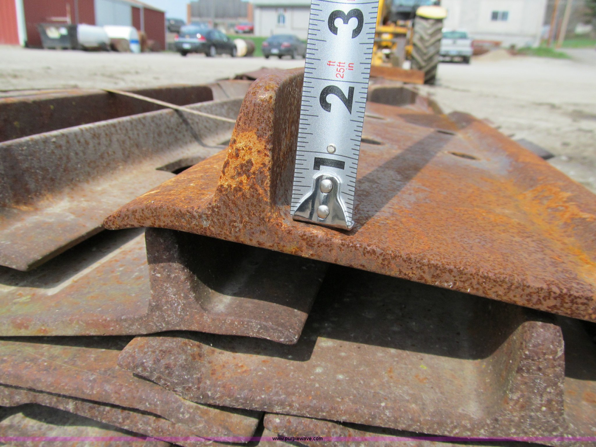 (80) 24" single grouser track pads in West Branch, IA | Item A8211 sold ...