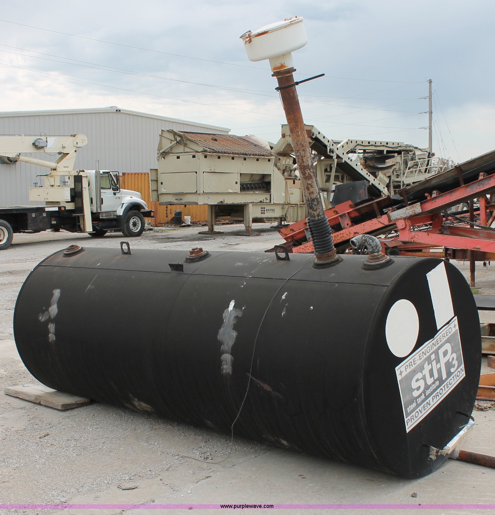 Underground storage tank with Sti-P3 corrosion control system in ...