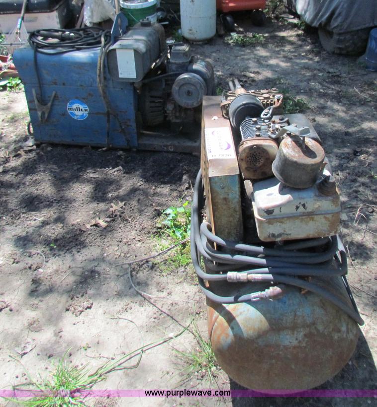 Emglo gas powered air compressor and welder in Valley Center, KS | Item ...