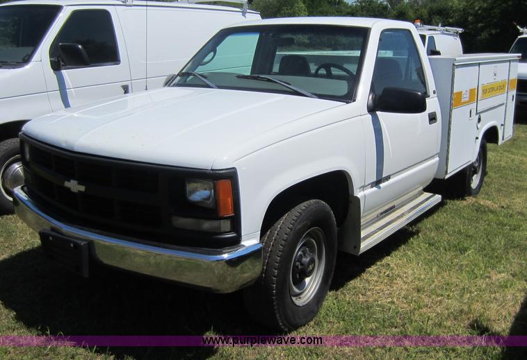 1997 Chevrolet C2500 pickup truck in Chouteau, OK | Item C5464 sold ...