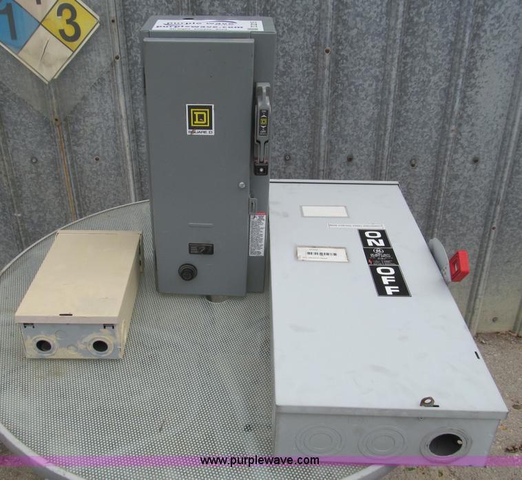 (3) electrical disconnect boxes in Kansas City, MO | Item D3215 sold ...