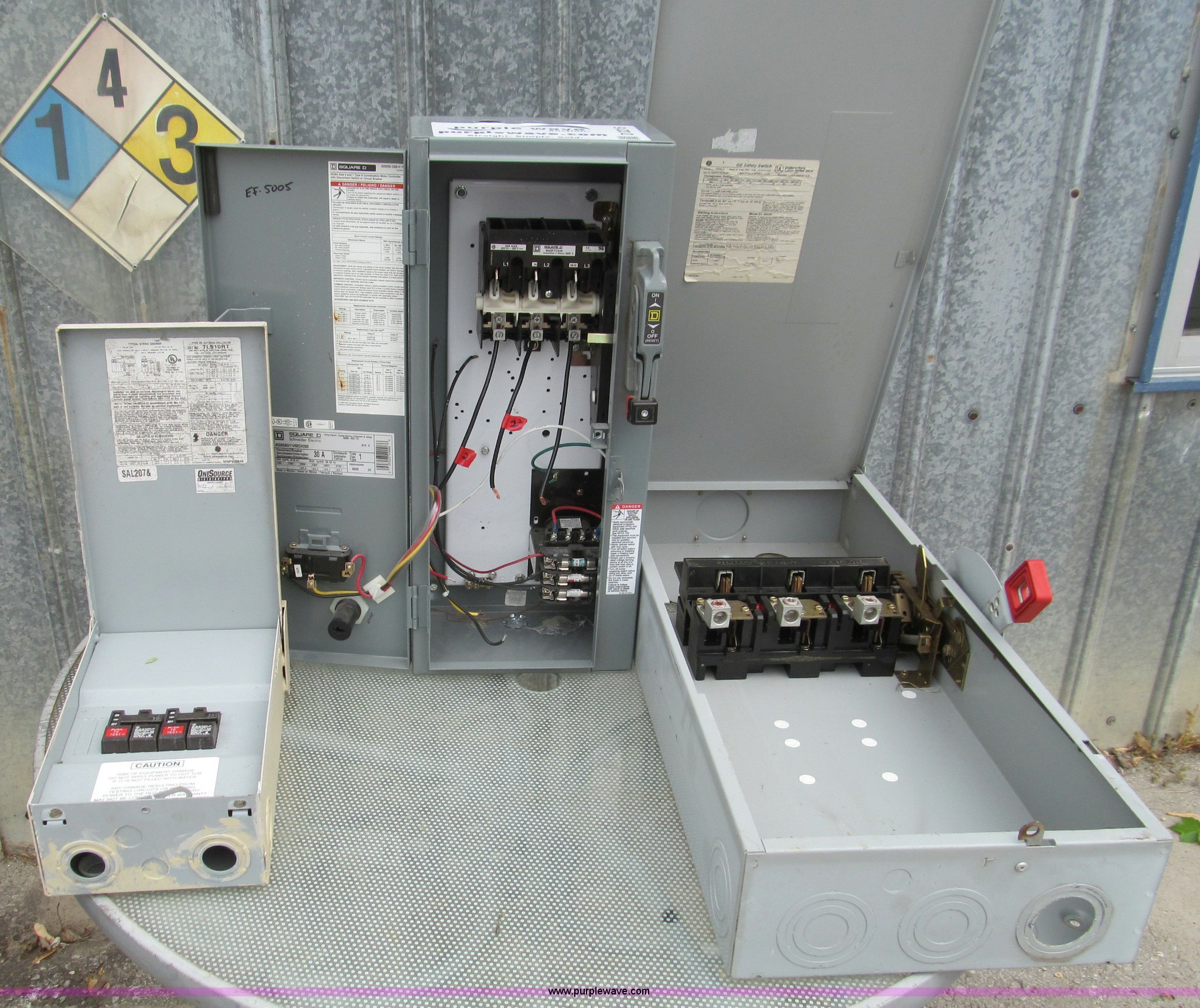 (3) electrical disconnect boxes in Kansas City, MO | Item D3215 sold ...