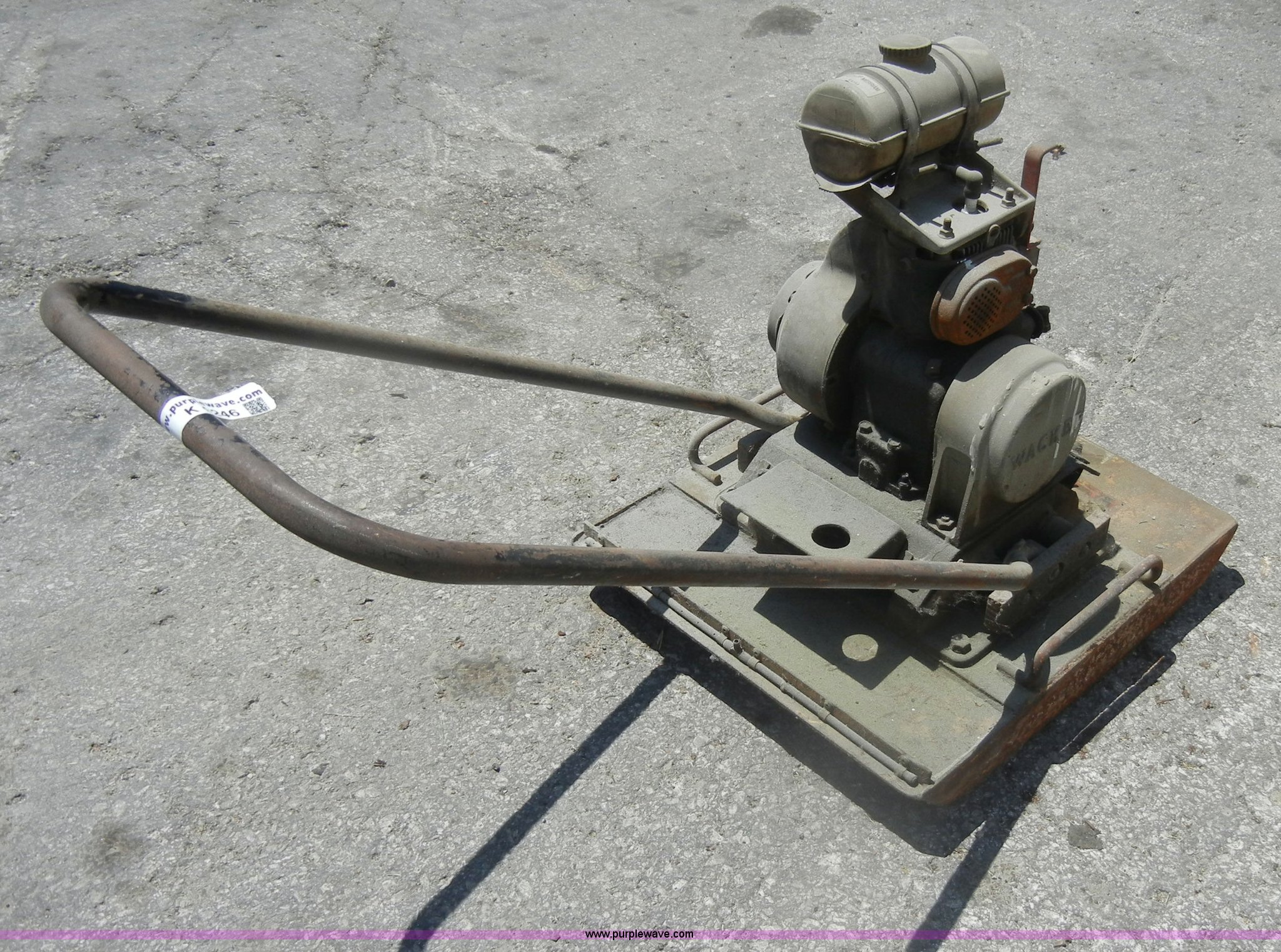 Wacker packer in Merriam, KS | Item K9246 sold | Purple Wave