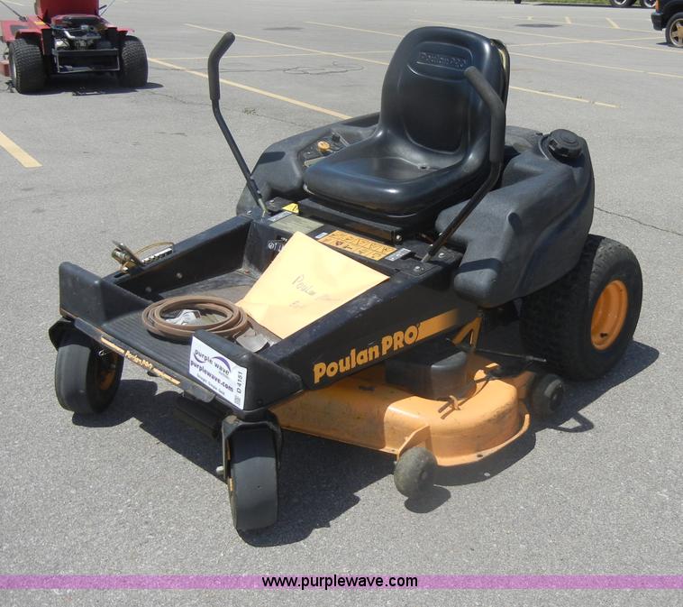 2006 Poulan Pro 9002X ZTR mower in Manhattan, KS | Item D4151 sold ...