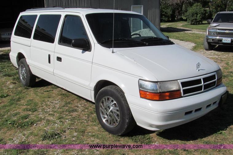 1995 Dodge Grand Caravan SE van in Harrisonville, MO | Item C2210 sold ...