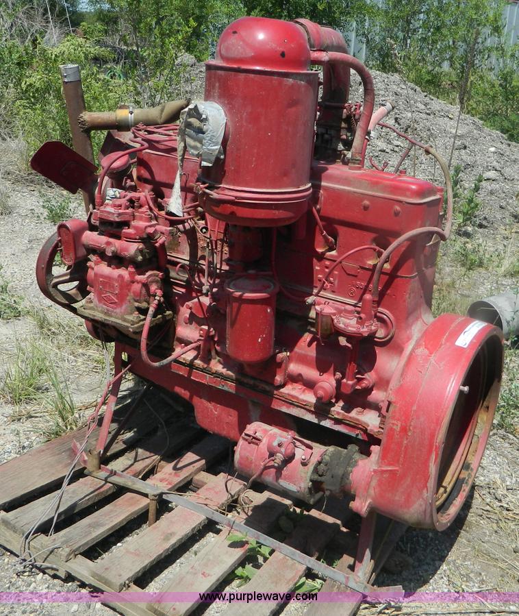 International Red Diamond 450 gas engine in Scandia, KS | Item M9788 ...