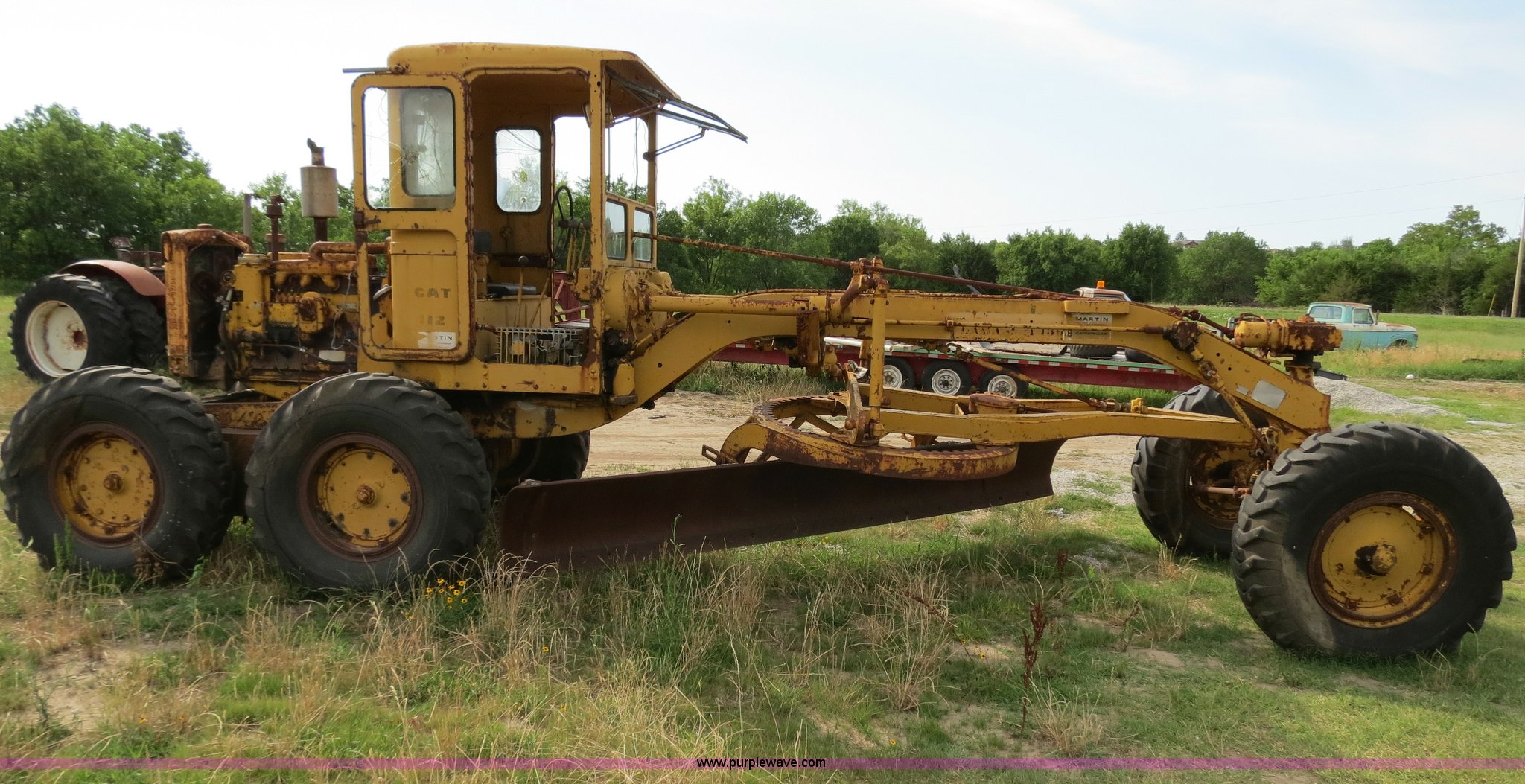Caterpillar 112 motor grader in Caney, KS | Item B2407 sold | Purple Wave