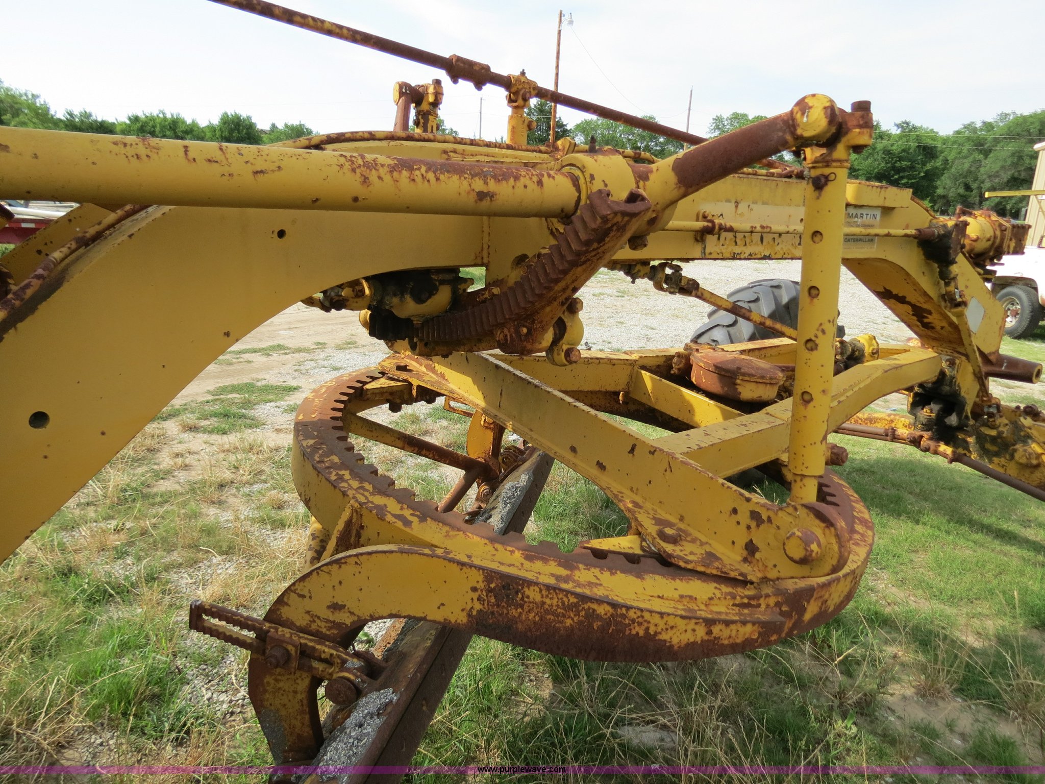Caterpillar 112 motor grader in Caney, KS | Item B2407 sold | Purple Wave
