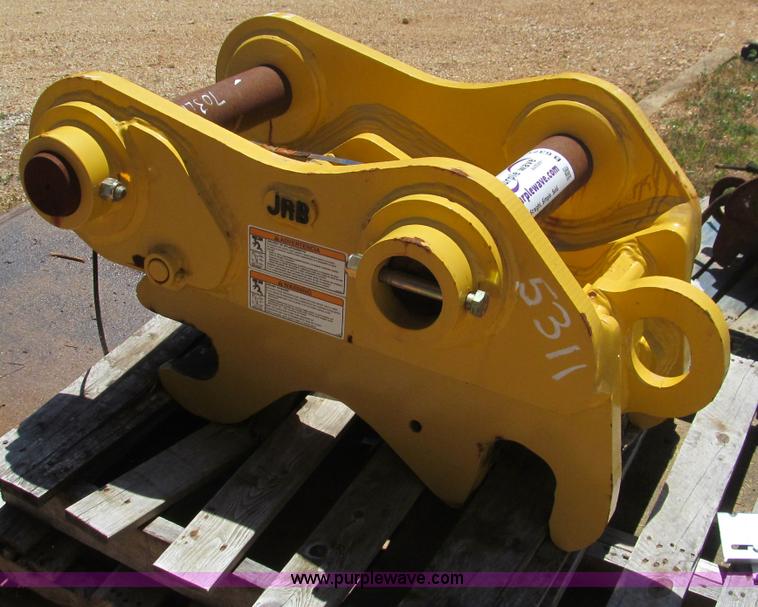 JRB hydraulic quick coupler in Roach, MO | Item B6371 sold | Purple Wave