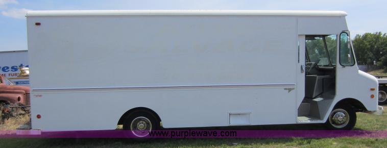 1989 Chevrolet 3500 step van in Neodesha, KS | Item D5580 sold | Purple ...