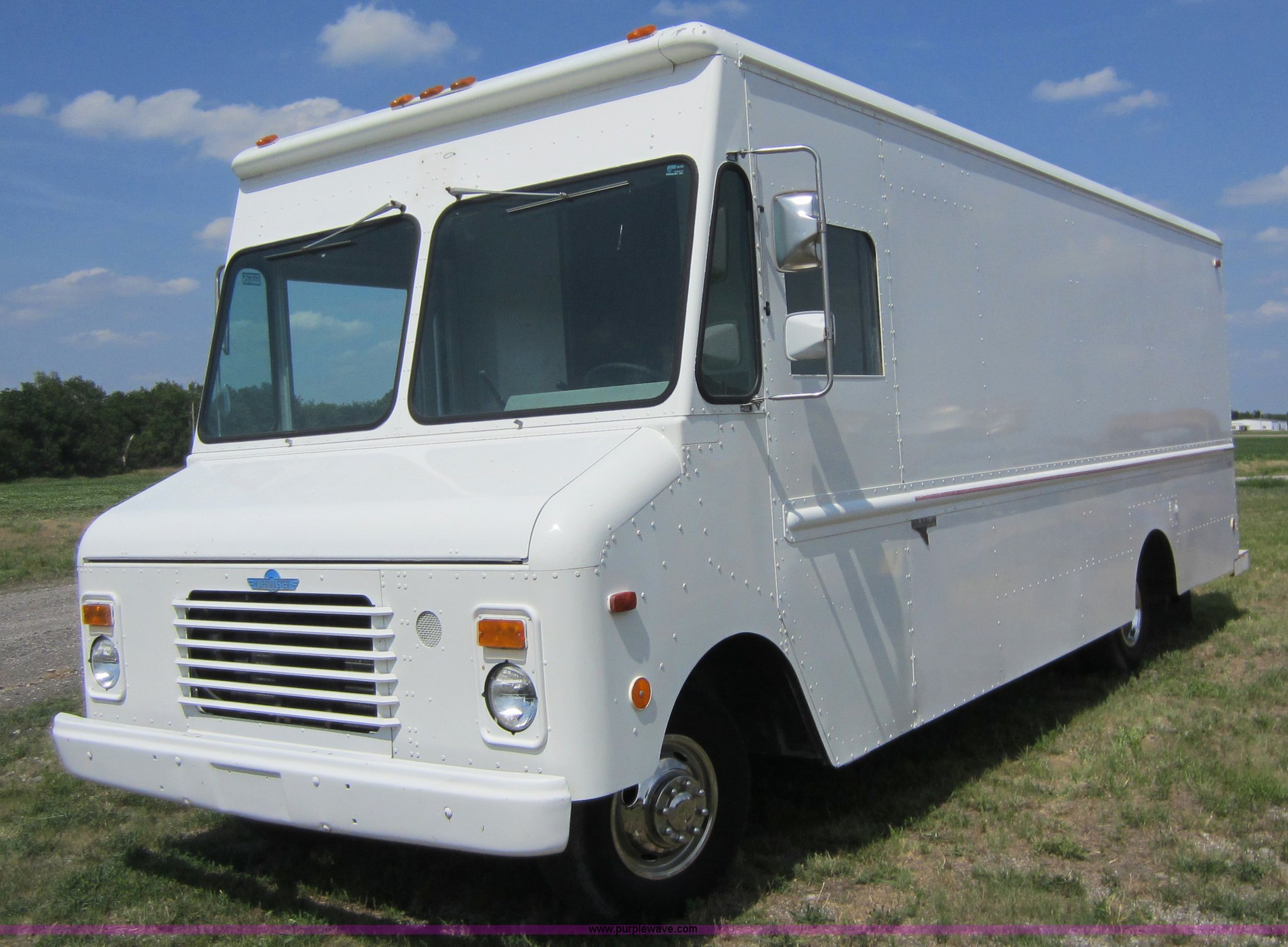 1989 Chevrolet 3500 step van in Neodesha, KS | Item D5580 sold | Purple ...