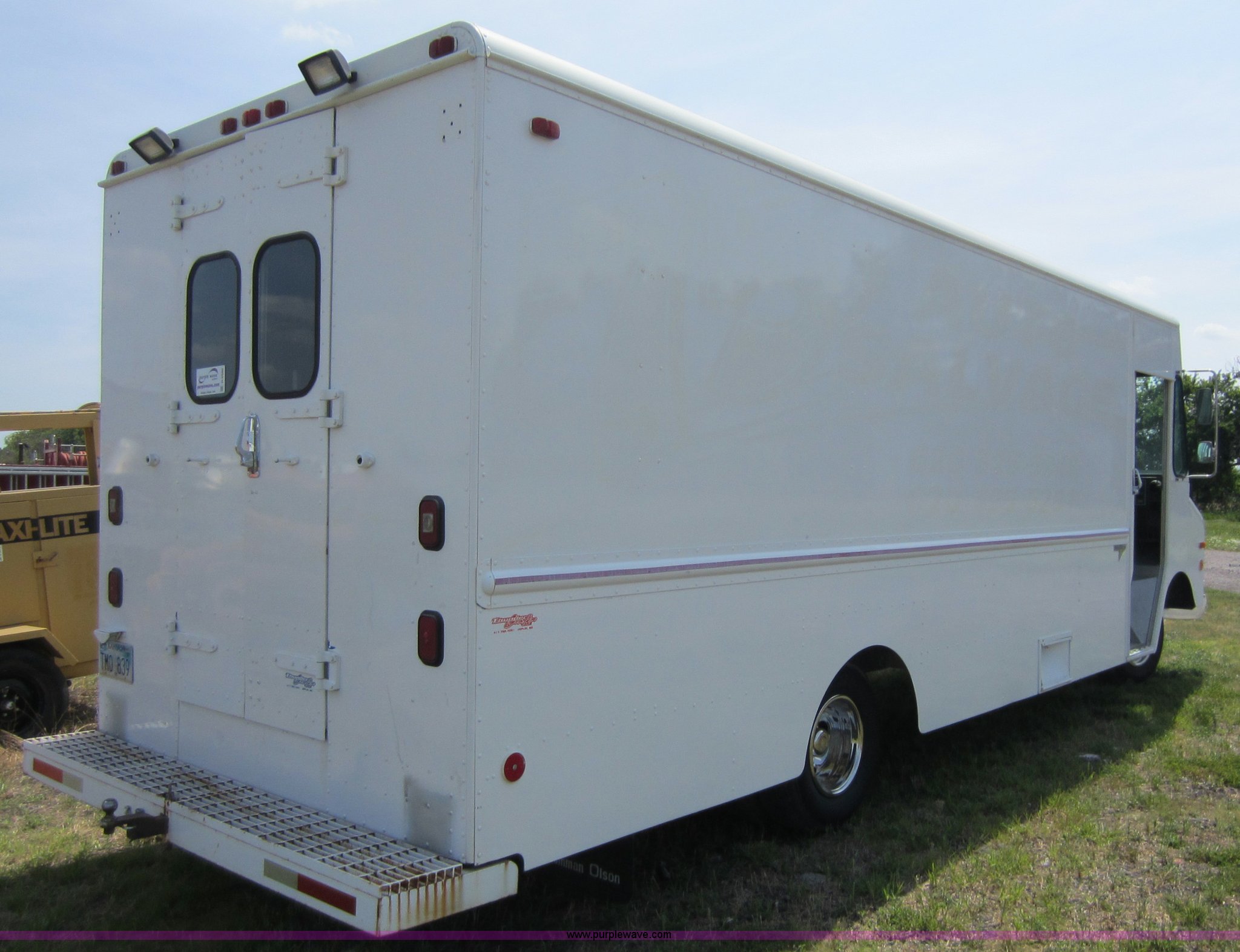 1989 Chevrolet 3500 step van in Neodesha, KS | Item D5580 sold | Purple ...
