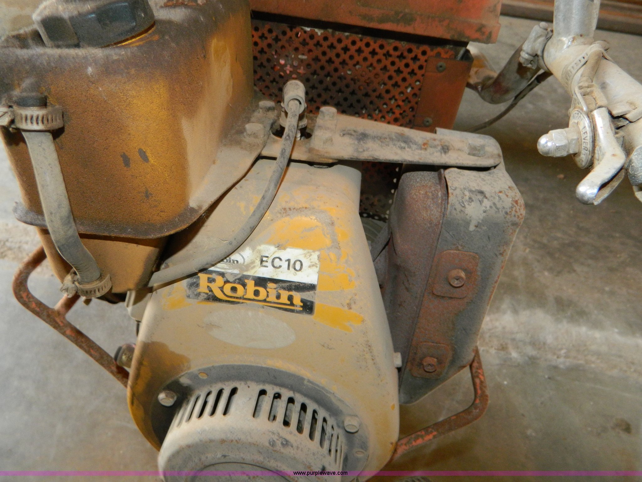 Robin EC10 jumping jack tamper in Salina, KS | Item M9884 sold | Purple ...