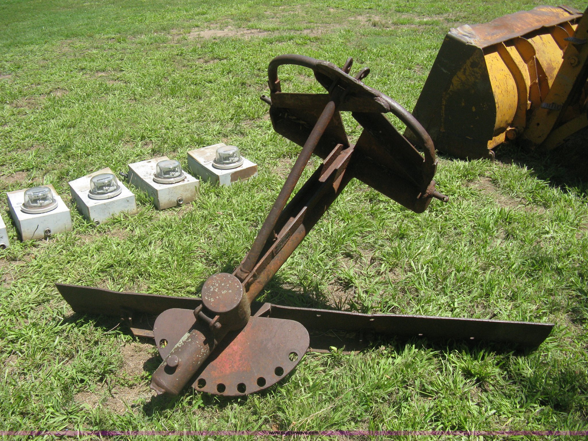 Danuser three point grader blade in Haven, KS | Item A6455 sold ...