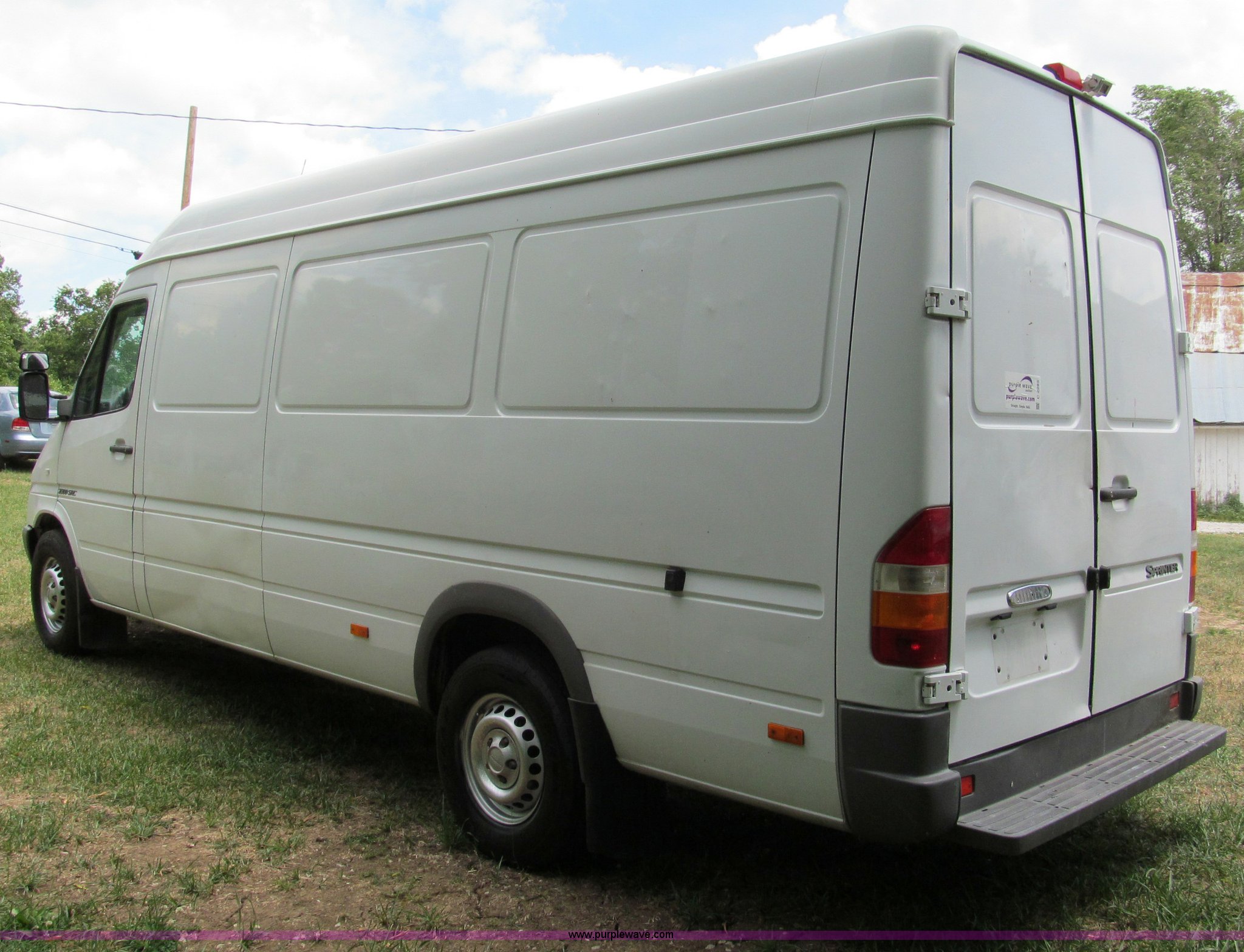 2004 Dodge 2500 SHC Sprinter van in Harrisonville, MO | Item C2285 sold ...