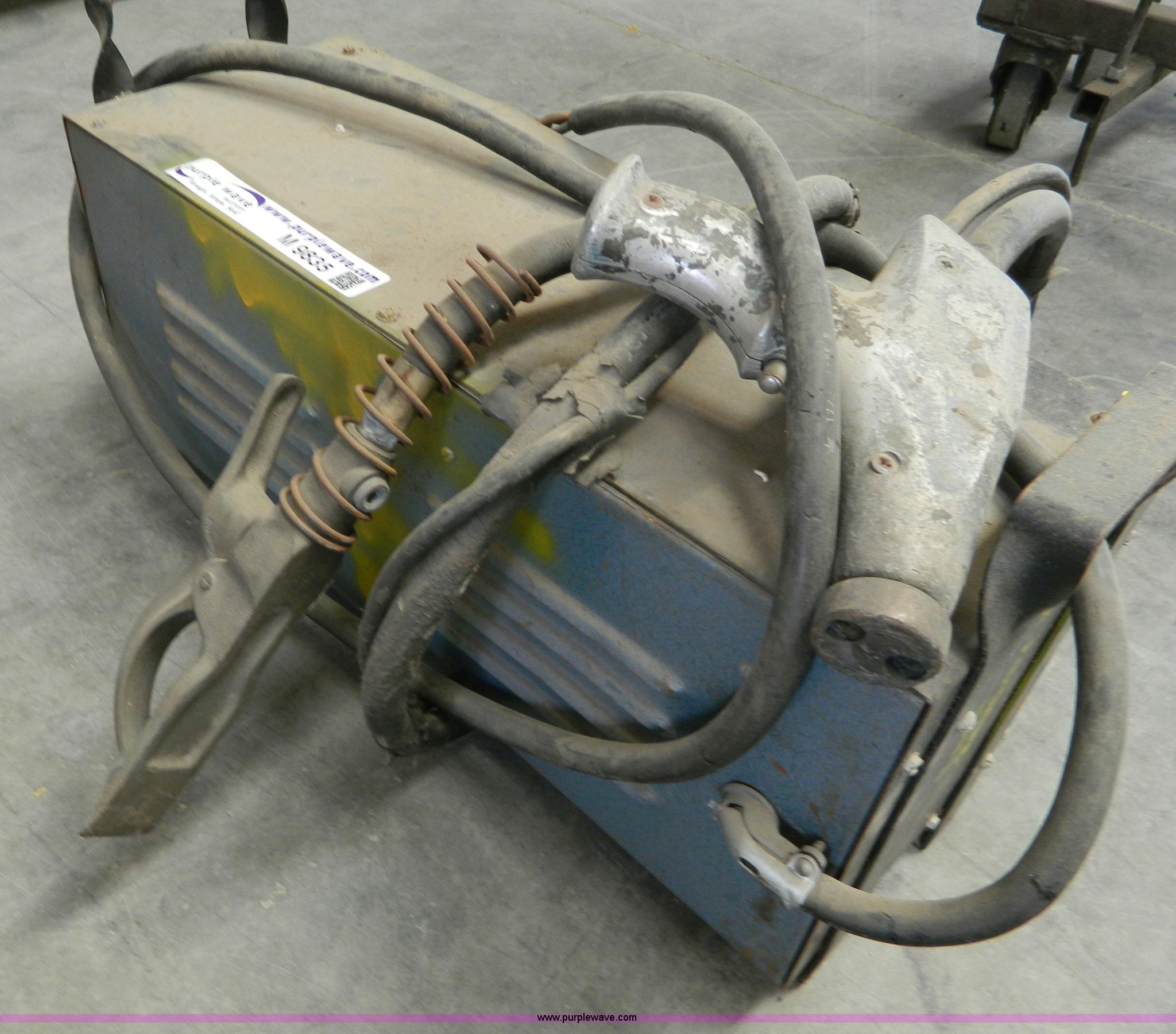 Compact Pinspotter in Hays, KS | Item M9835 sold | Purple Wave