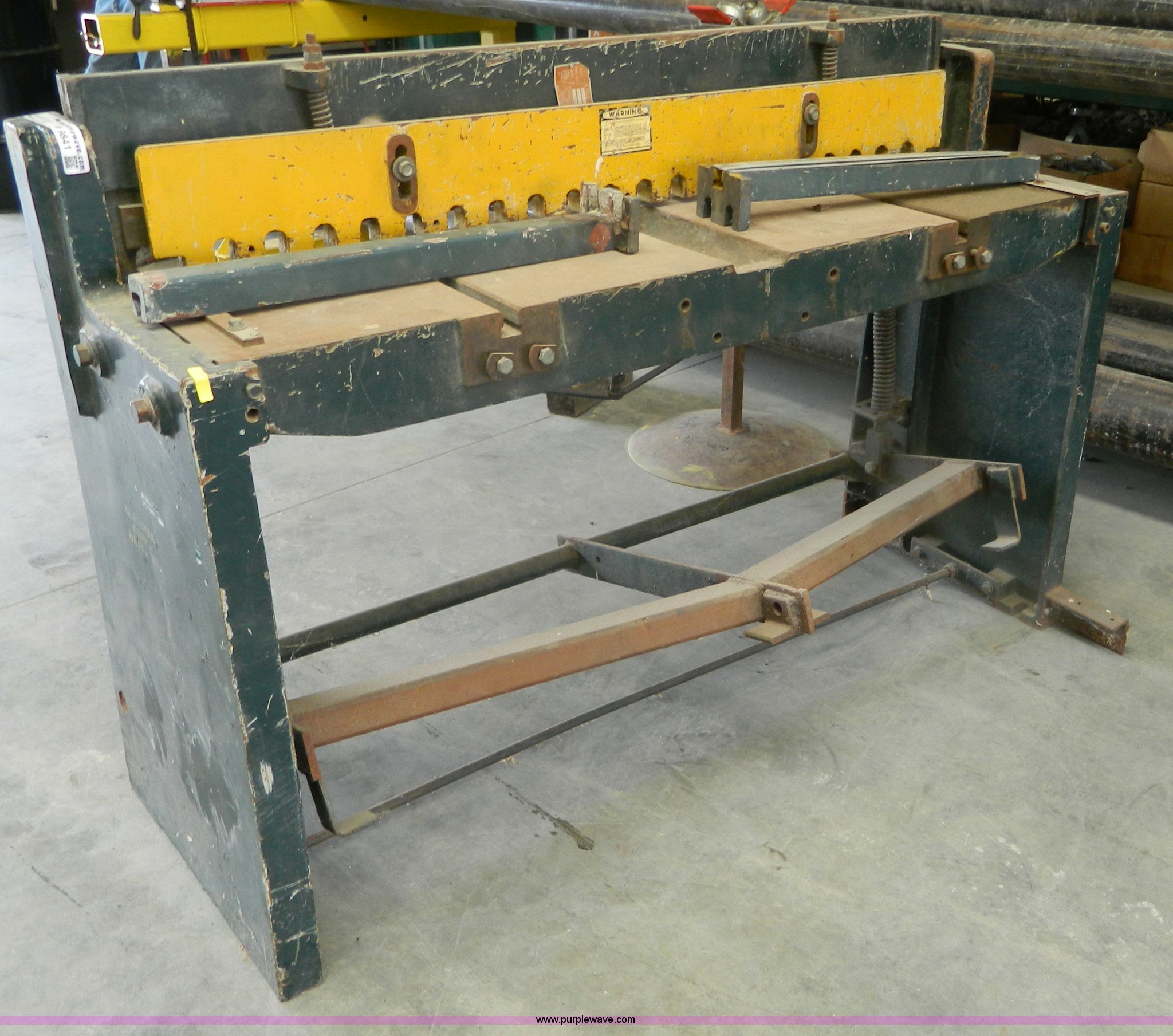 Enco 130-5385 foot shear in Hays, KS | Item M9841 sold | Purple Wave