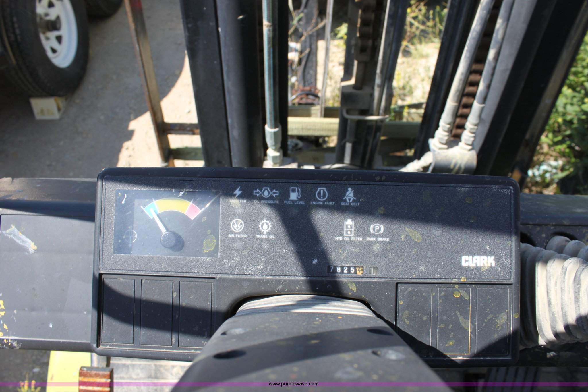 Clark CGP25 forklift in El Dorado, KS | Item D5183 sold | Purple Wave