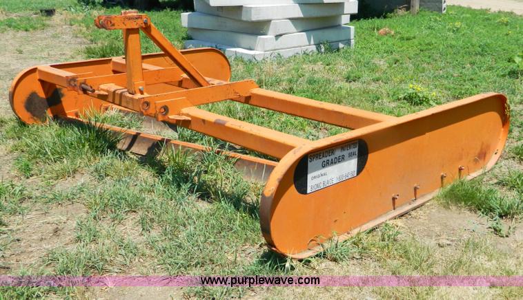 Spreader/grader in Brookville, KS | Item T9977 sold | Purple Wave
