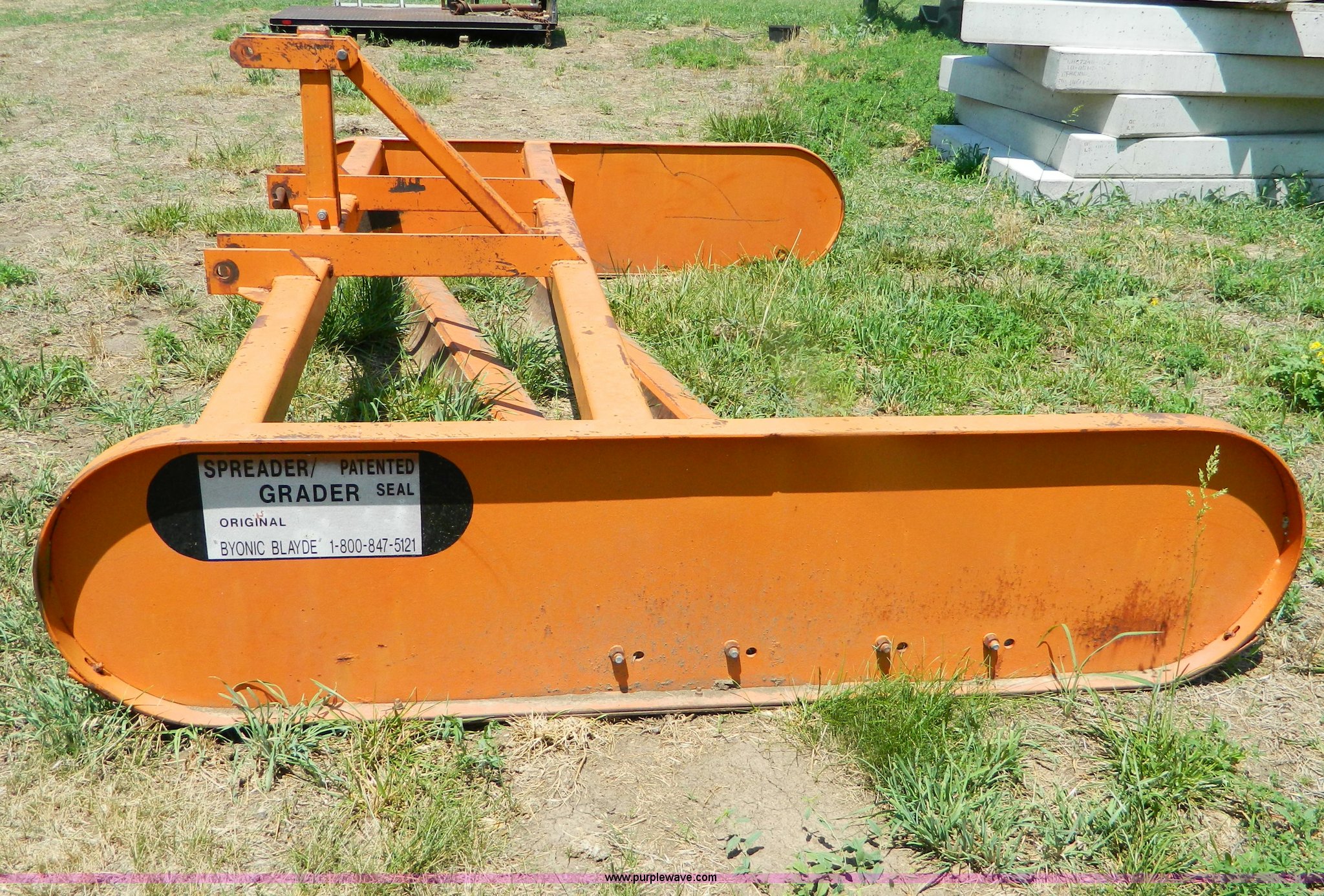 Spreader/grader in Brookville, KS | Item T9977 sold | Purple Wave
