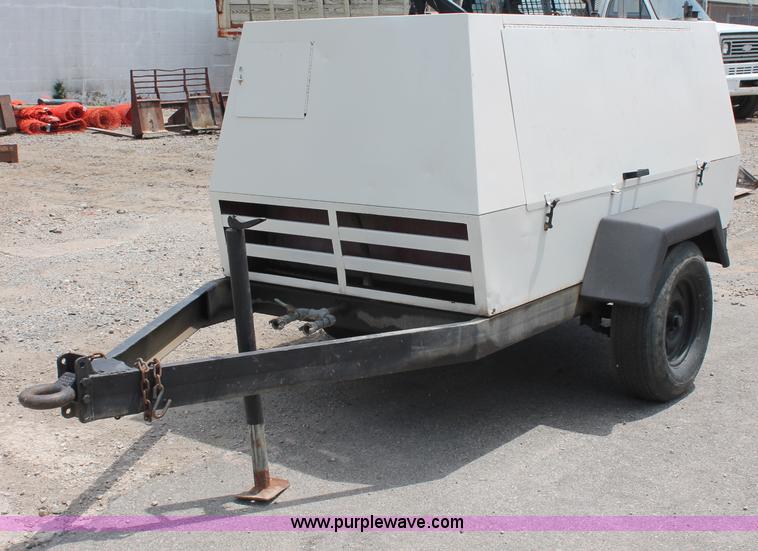 Chicago Pneumatic CPS 185 air compressor in Topeka, KS | Item C2607 ...