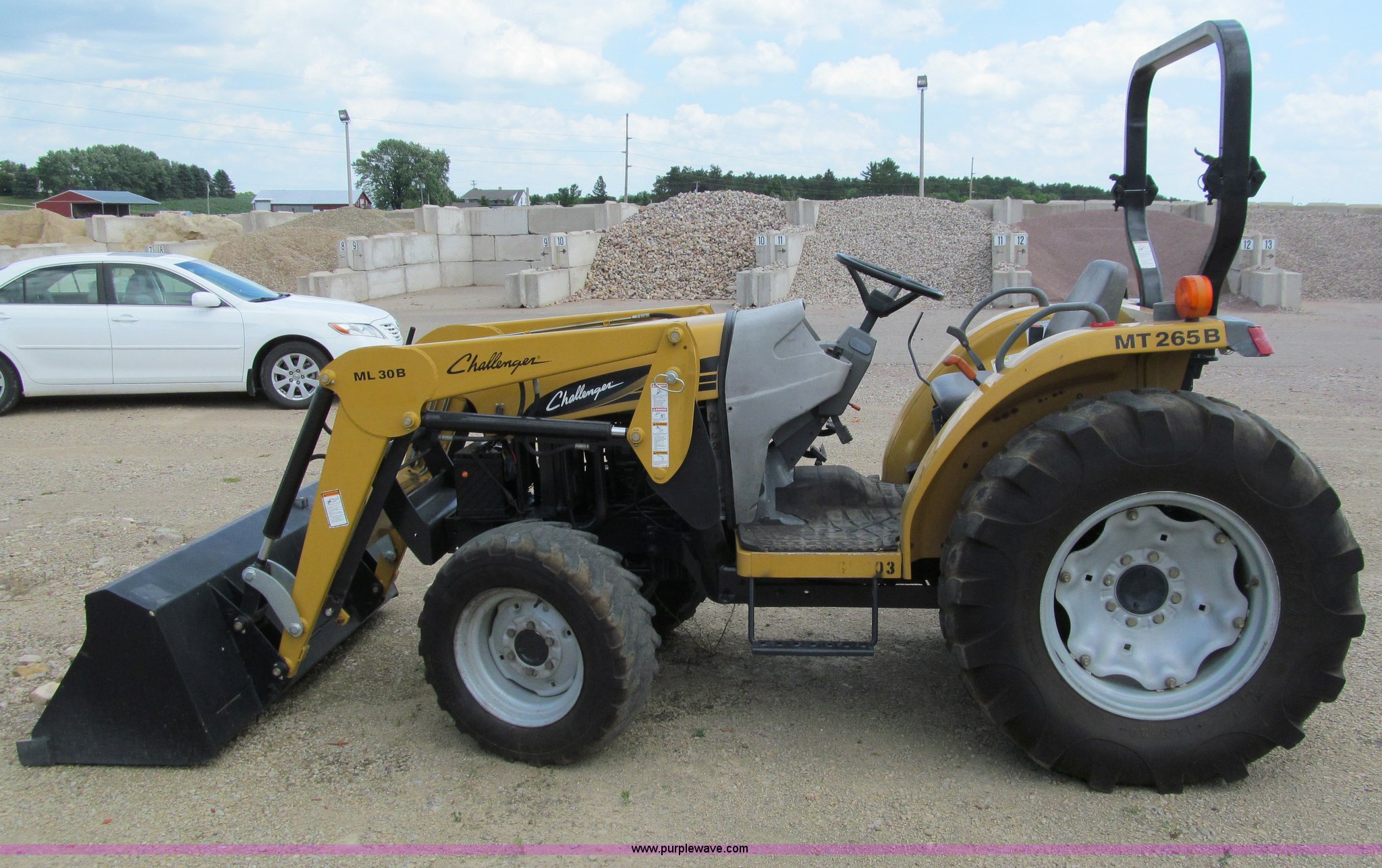 AGCO Challenger MT265B utility tractor in Marion, WI | Item A7522 sold ...
