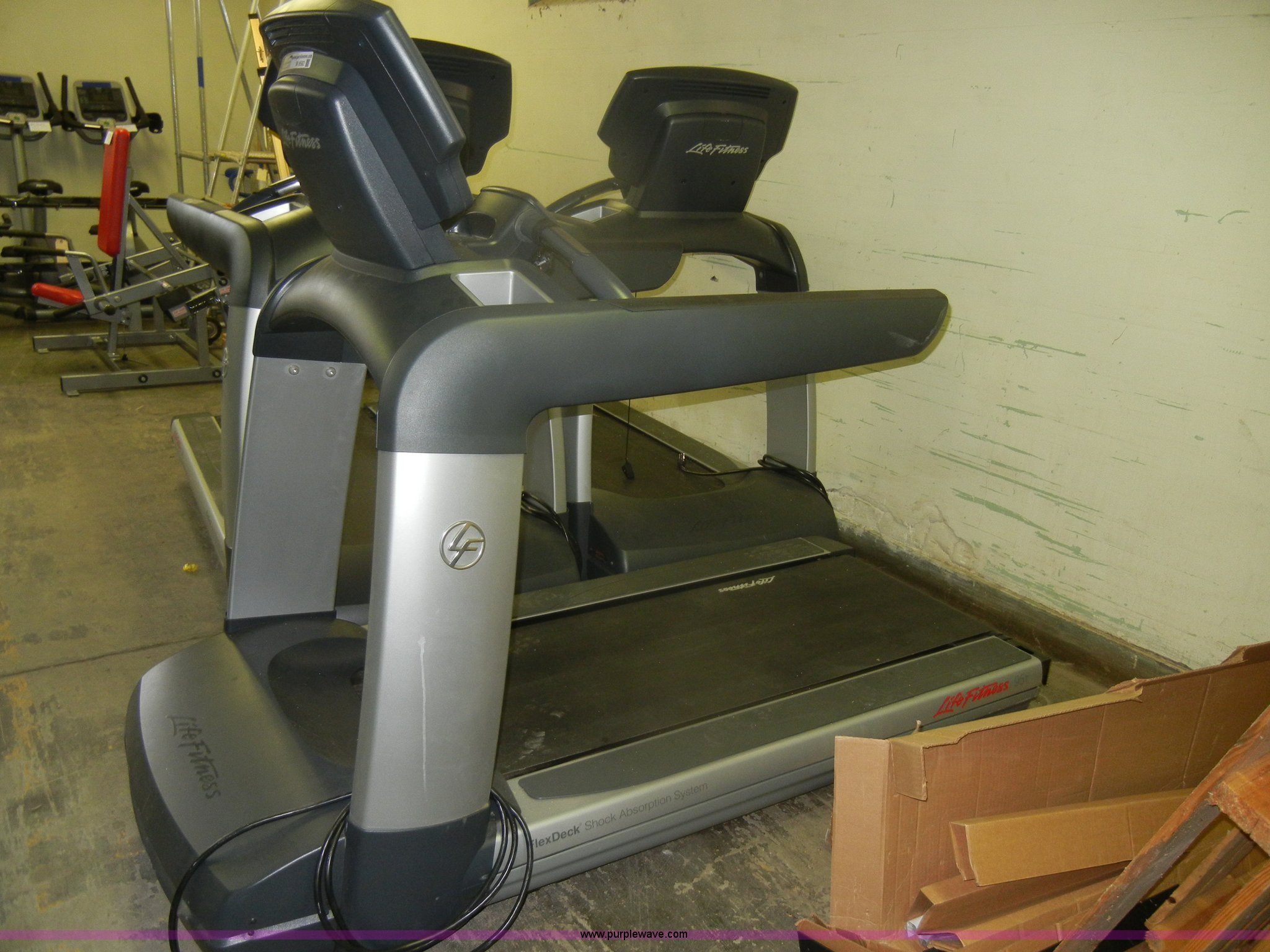 Life Fitness 95T treadmill in Fort Riley, KS | Item M9592 sold | Purple ...