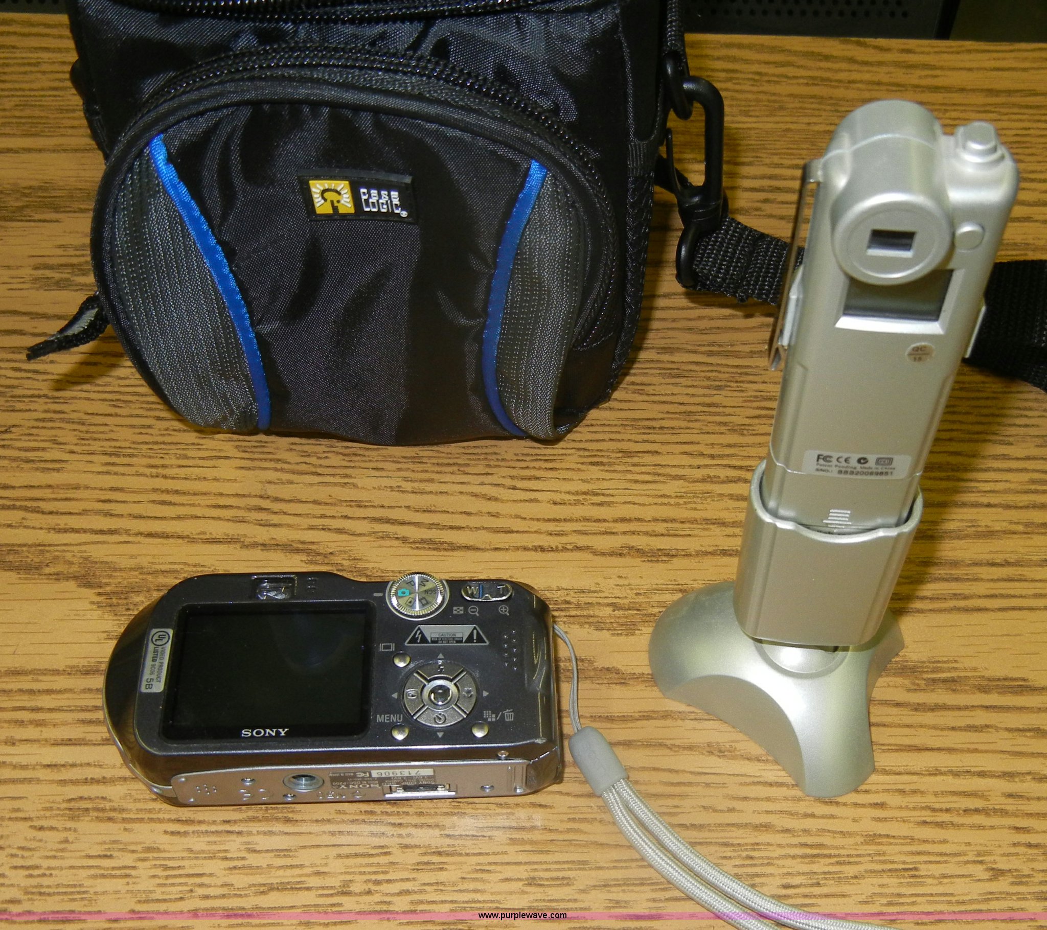 Assorted electronics in Junction City, KS | Item N9899 sold | Purple Wave