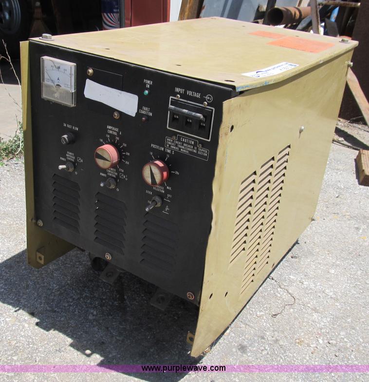 Hobart Brothers Porta TIG/Stick welder in Moberly, MO | Item K9313 sold ...
