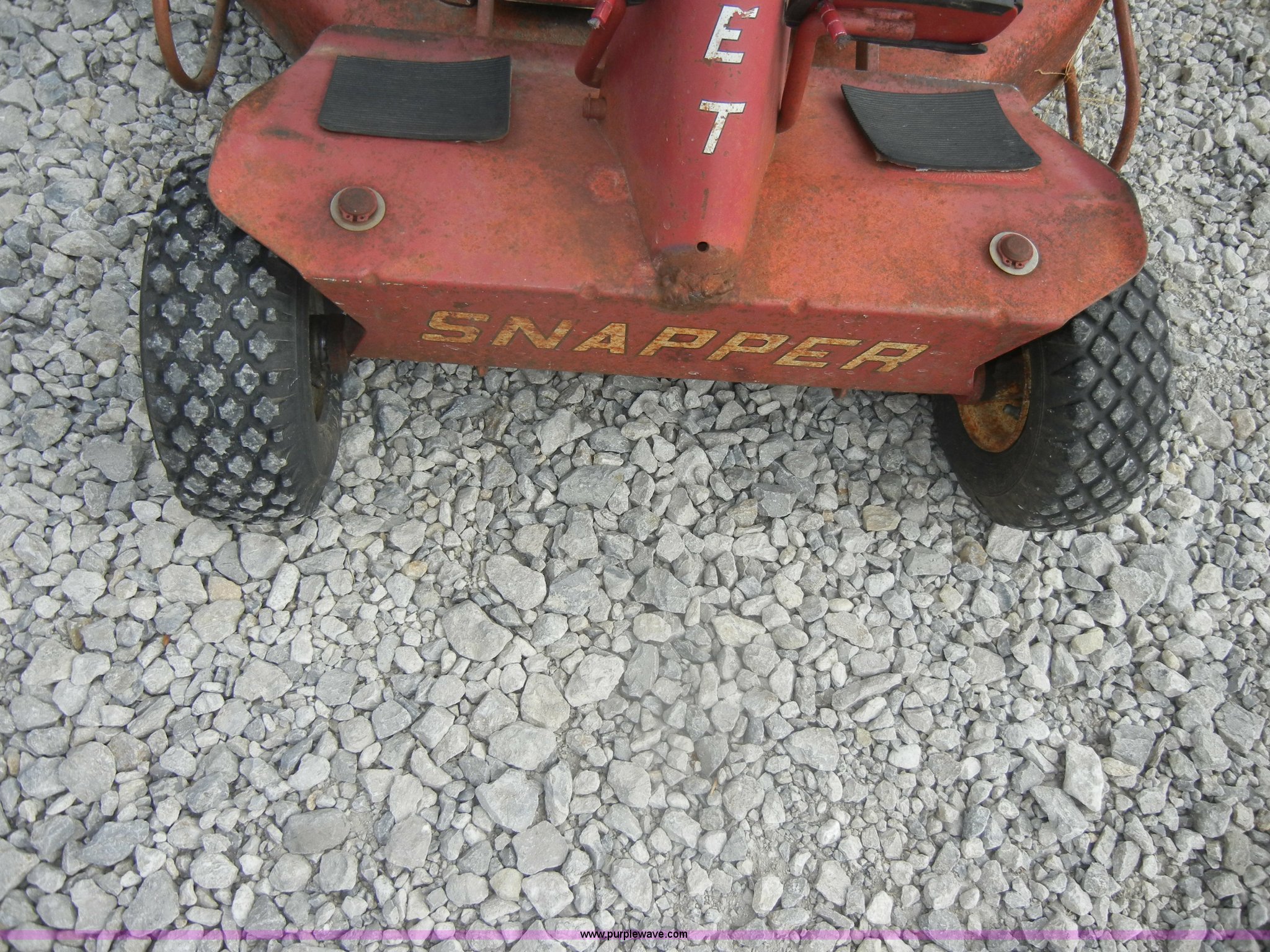 Snapper Comet lawn mower in Ottawa, KS | Item D4261 sold | Purple Wave