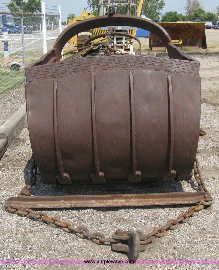 Page 54" drag line bucket in Wichita, KS | Item A6485 sold | Purple Wave