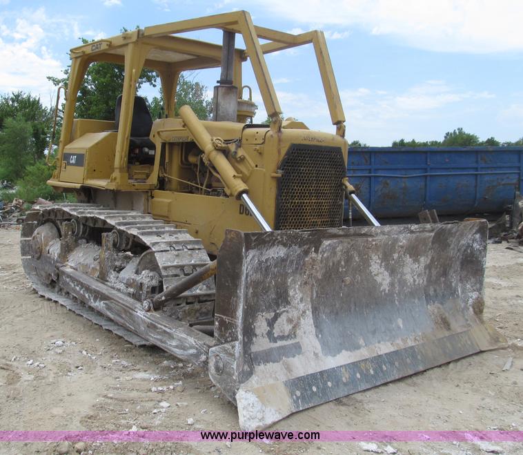 1980 Caterpillar D6D dozer in Joplin, MO | Item F4537 sold | Purple Wave