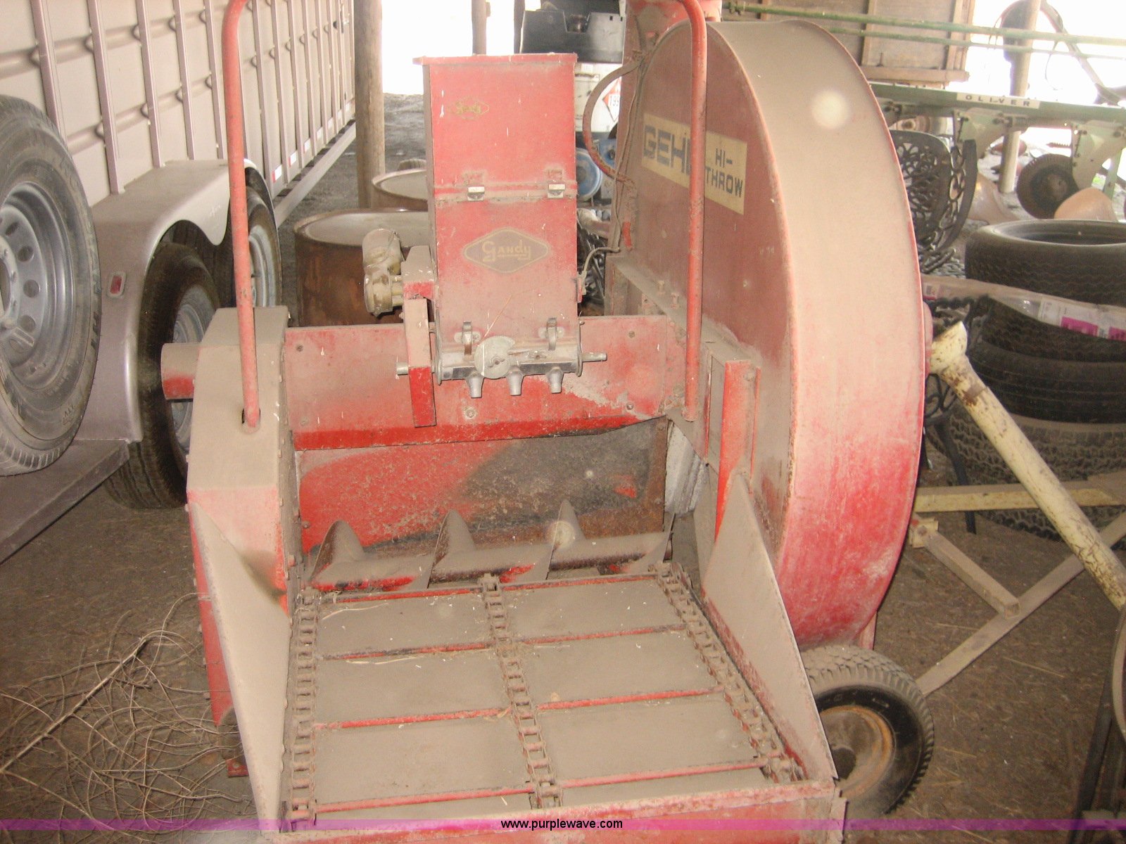 Gehl FB88 silage blower in Hiawatha, KS | Item B1448 sold | Purple Wave