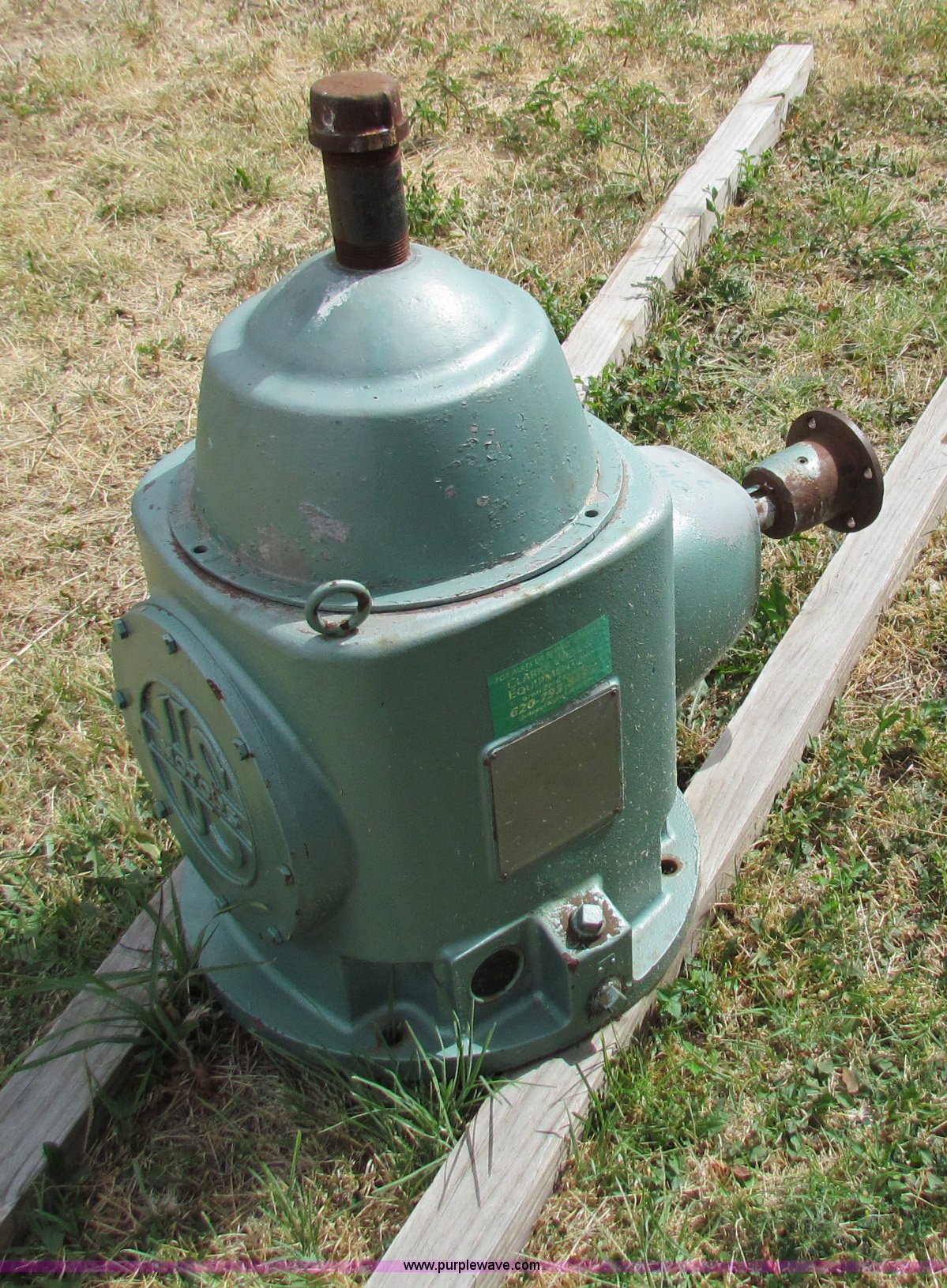 US Motors gearbox in Pratt, KS | Item N9093 sold | Purple Wave