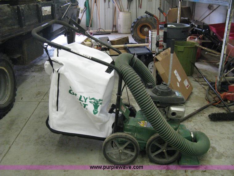 Billy Goat Pro-Lawn vacuum in Wichita, KS | Item R9660 sold | Purple Wave