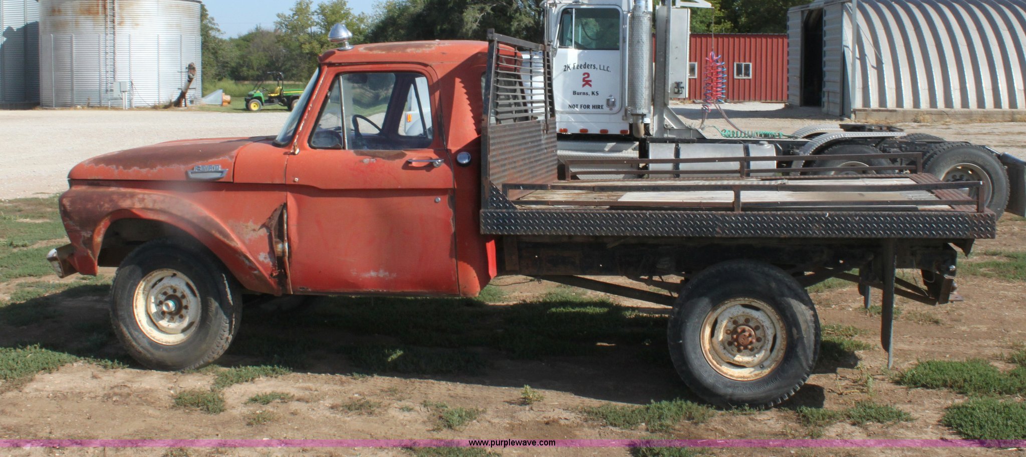 1964 Ford F100 flatbed pickup truck in Burns, KS | Item G4727 sold ...