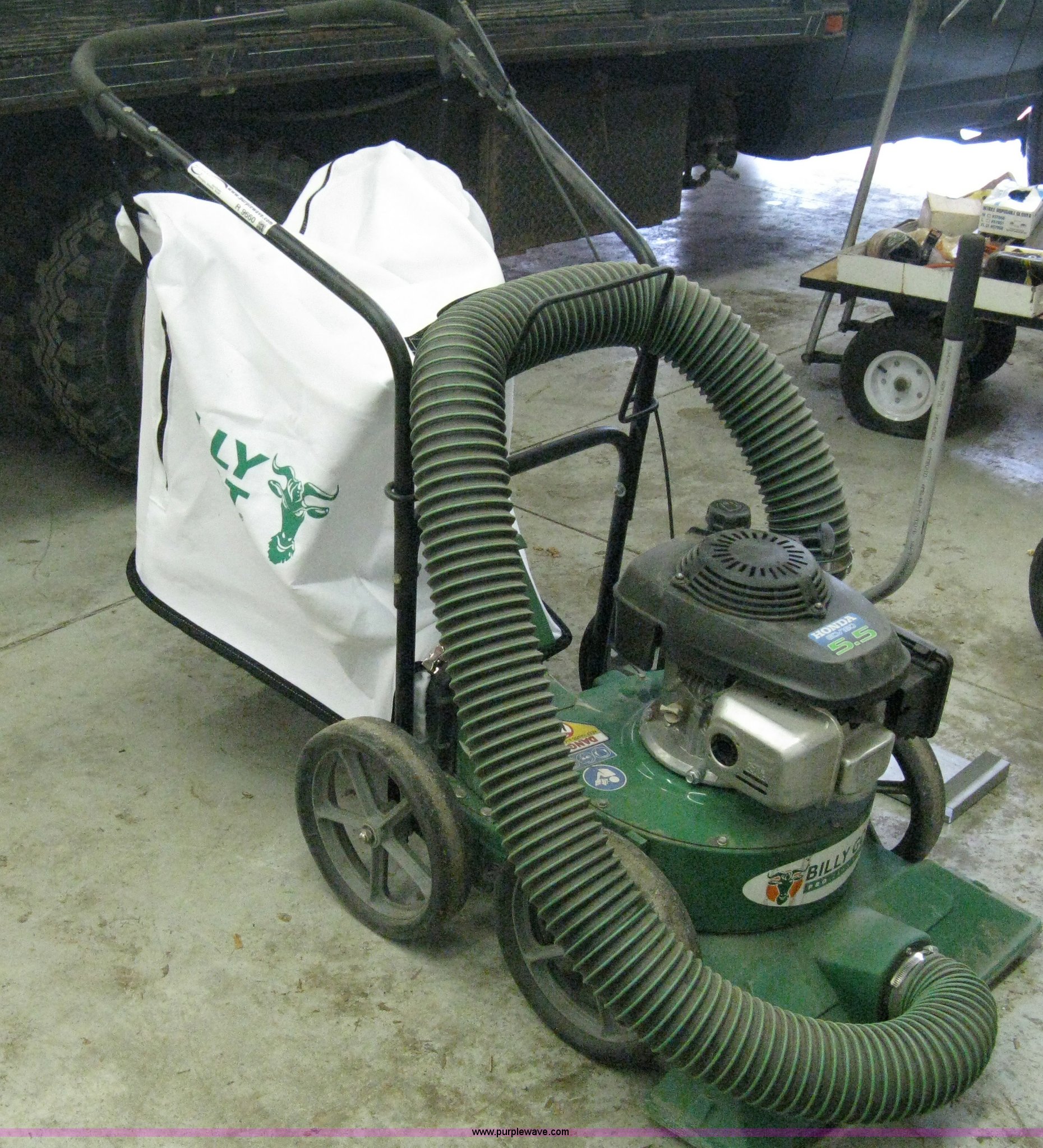 Billy Goat Pro-Lawn vacuum in Wichita, KS | Item R9660 sold | Purple Wave