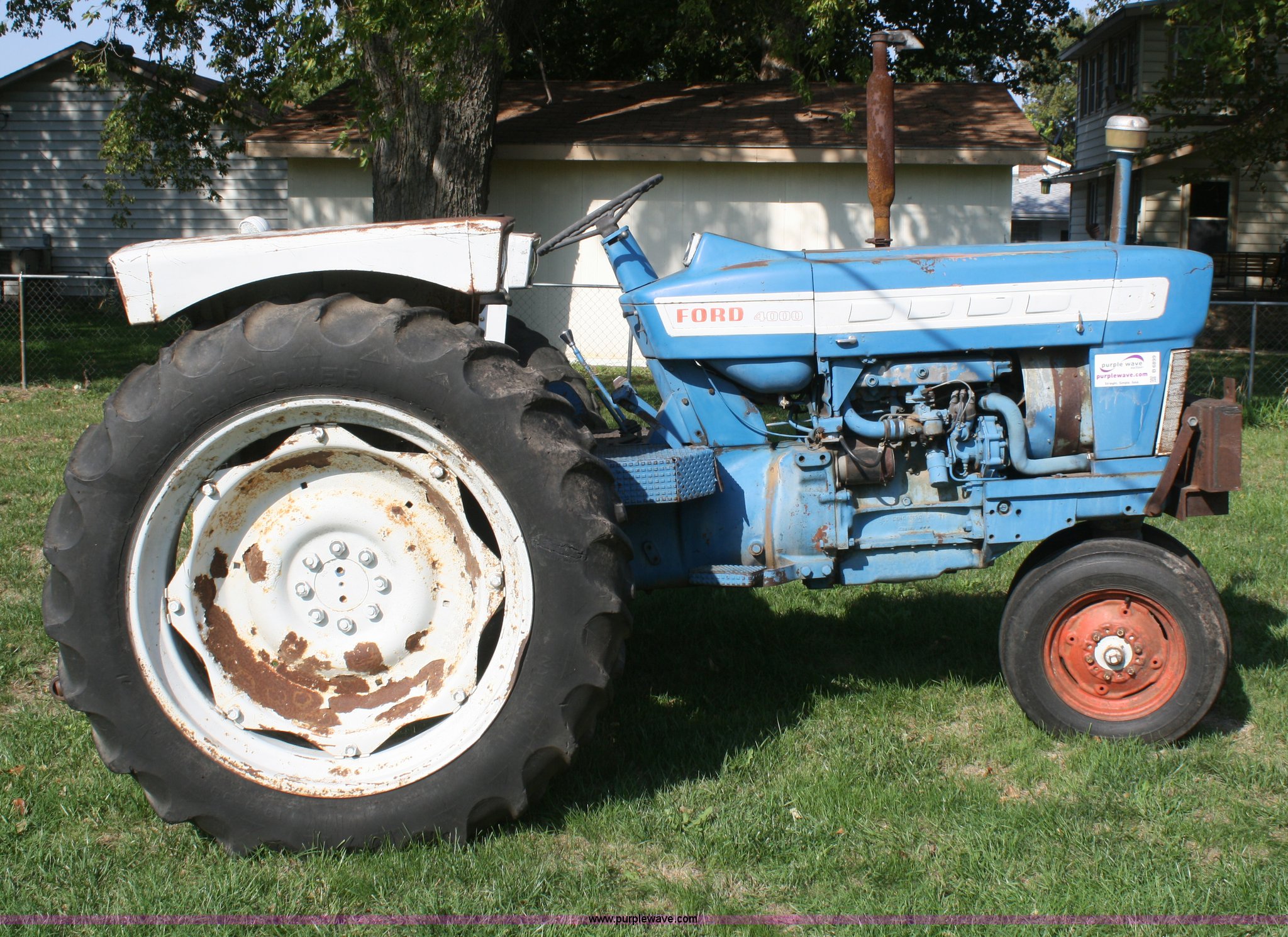 1966 Ford 4000 tractor in Topeka, KS | Item B6899 sold | Purple Wave