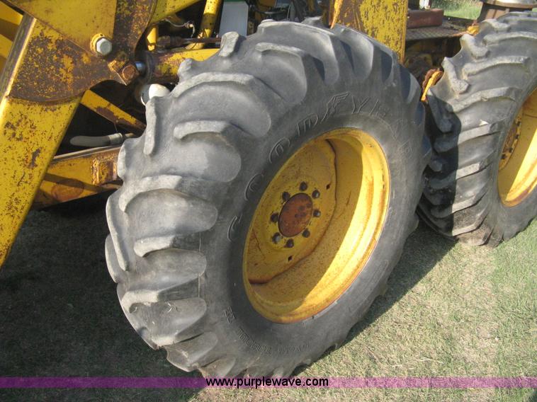 Ford Balmar D60 loader in Sedgwick, KS | Item B8143 sold | Purple Wave