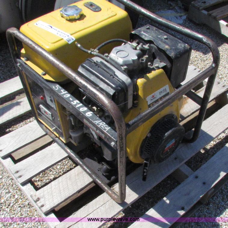 1996 Robin RDG2500 portable generator in Hutchinson, KS | Item N9237 ...