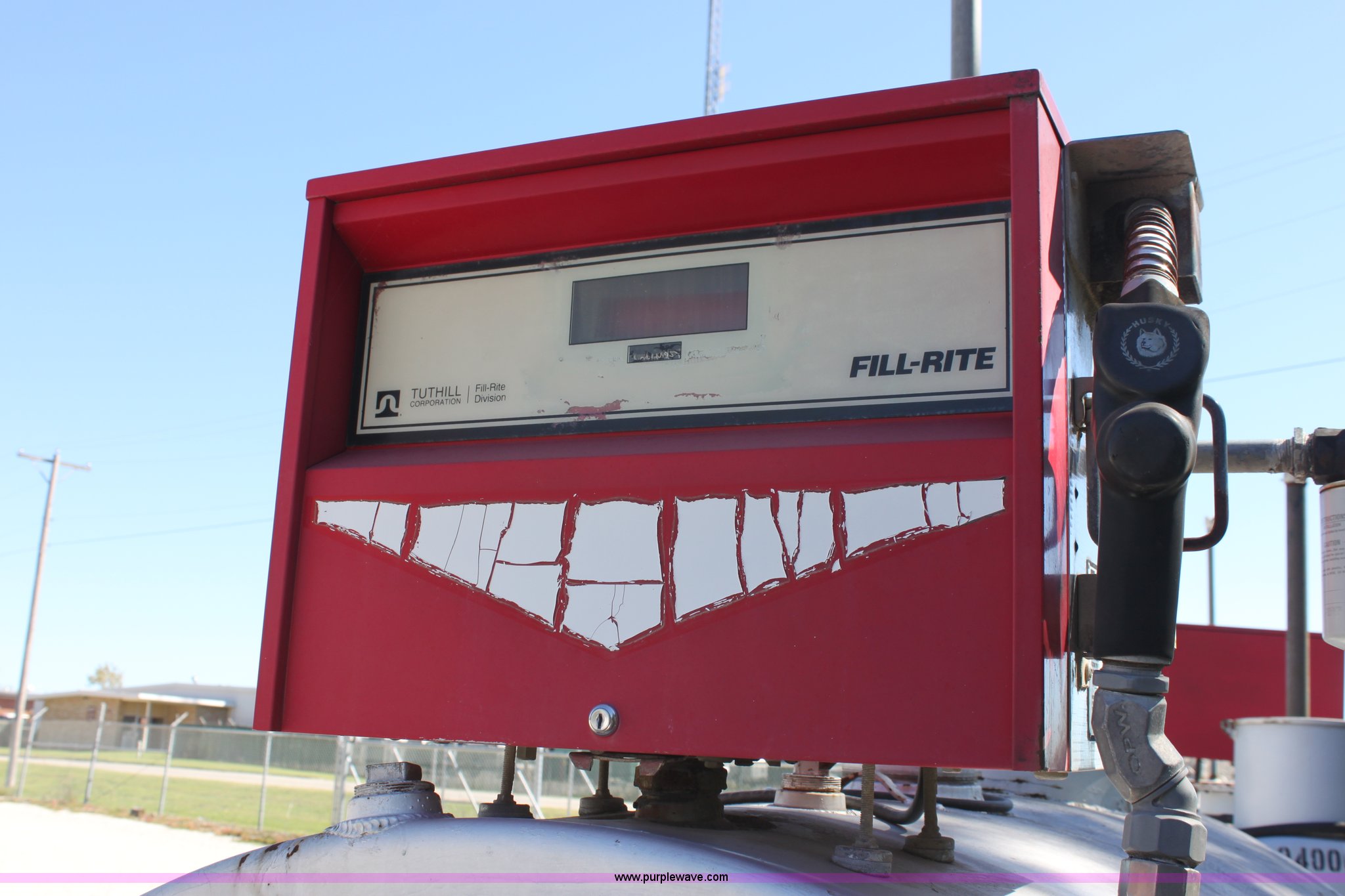 1992 Wemac 1000 fuel tank in Chanute, KS | Item G4839 sold | Purple Wave