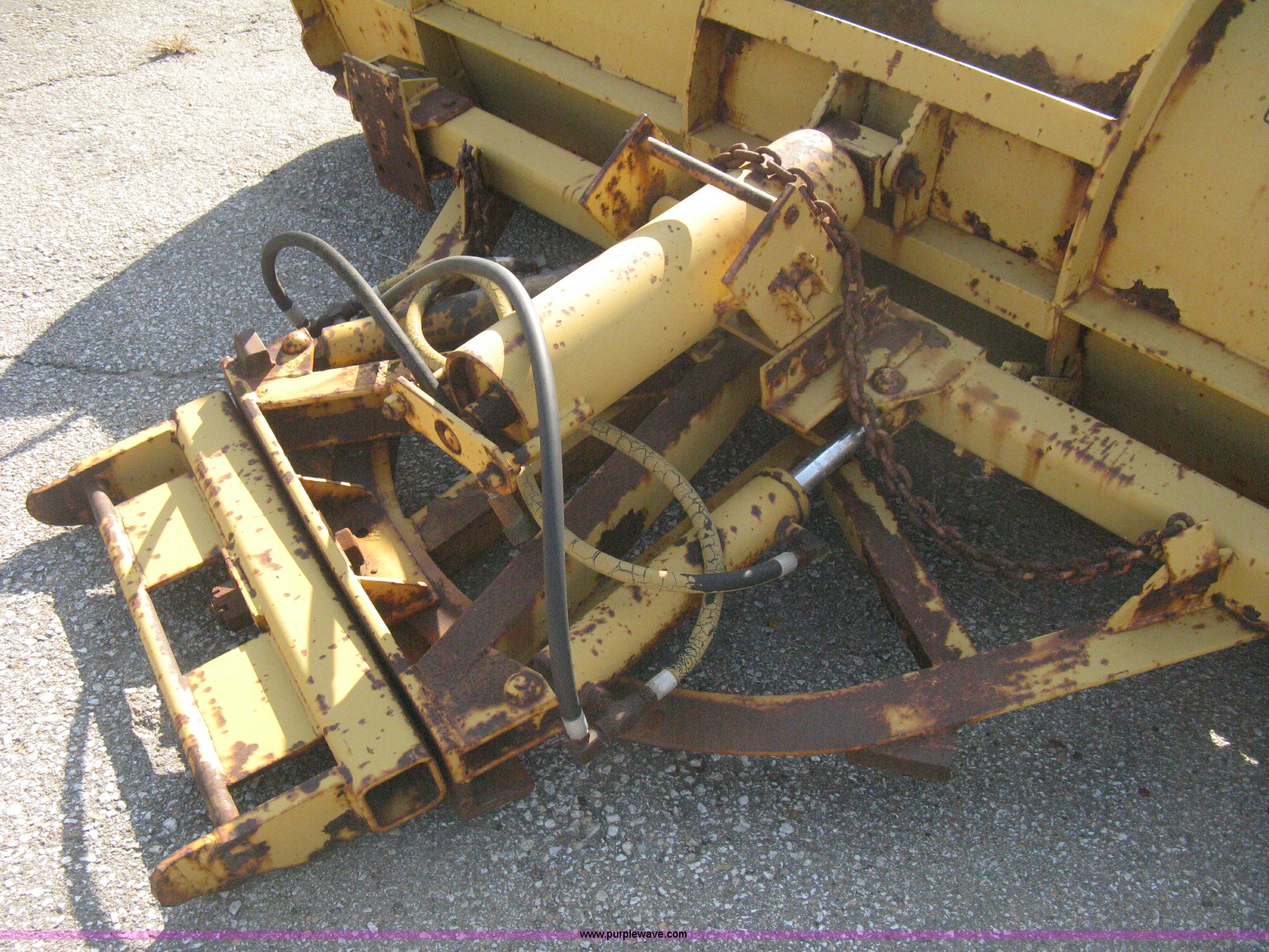 Flink heavy duty snow plow in Wichita, KS | Item B8178 sold | Purple Wave