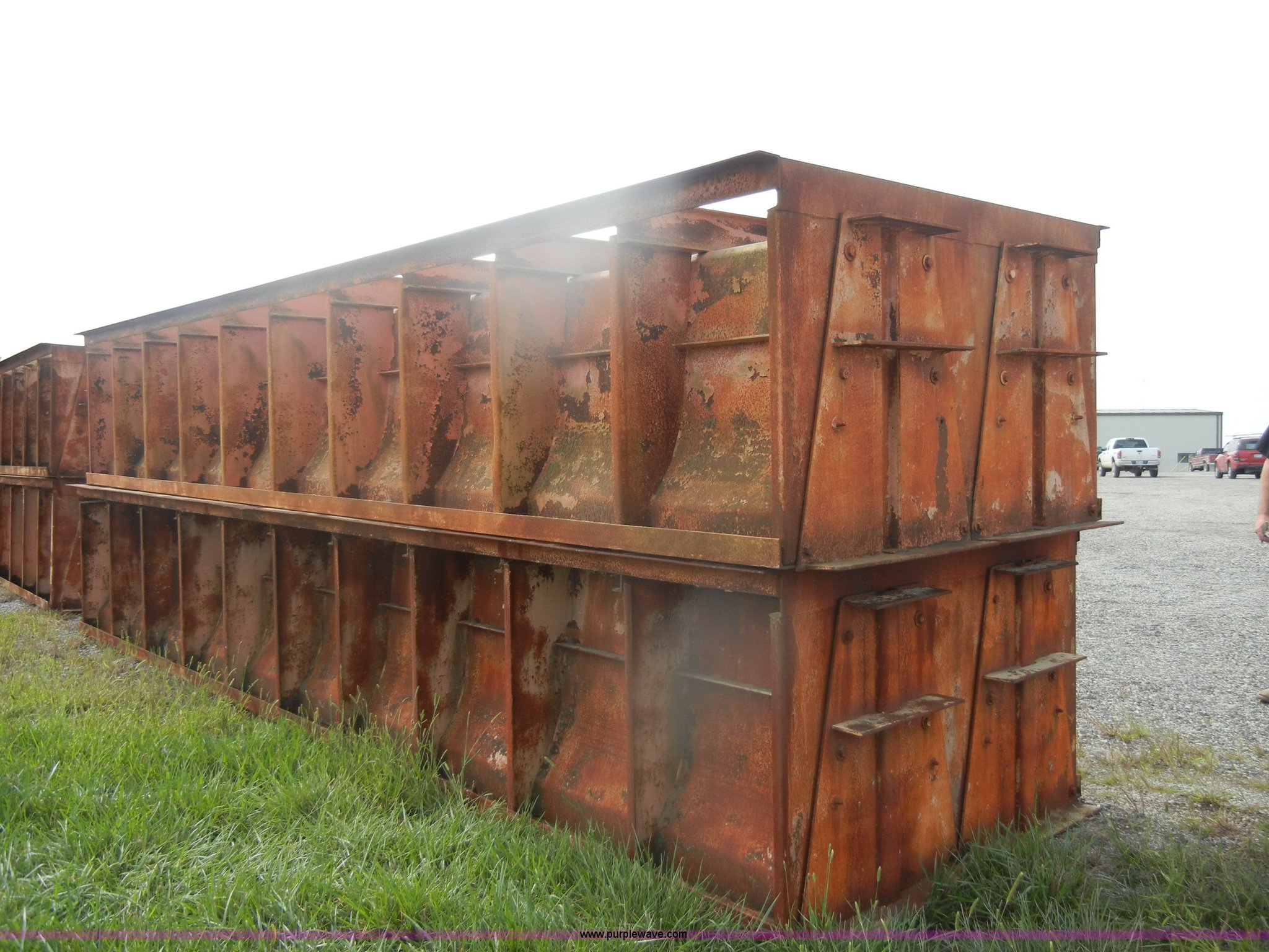 (2) concrete barrier forms in Topeka, KS | Item U9378 sold | Purple Wave