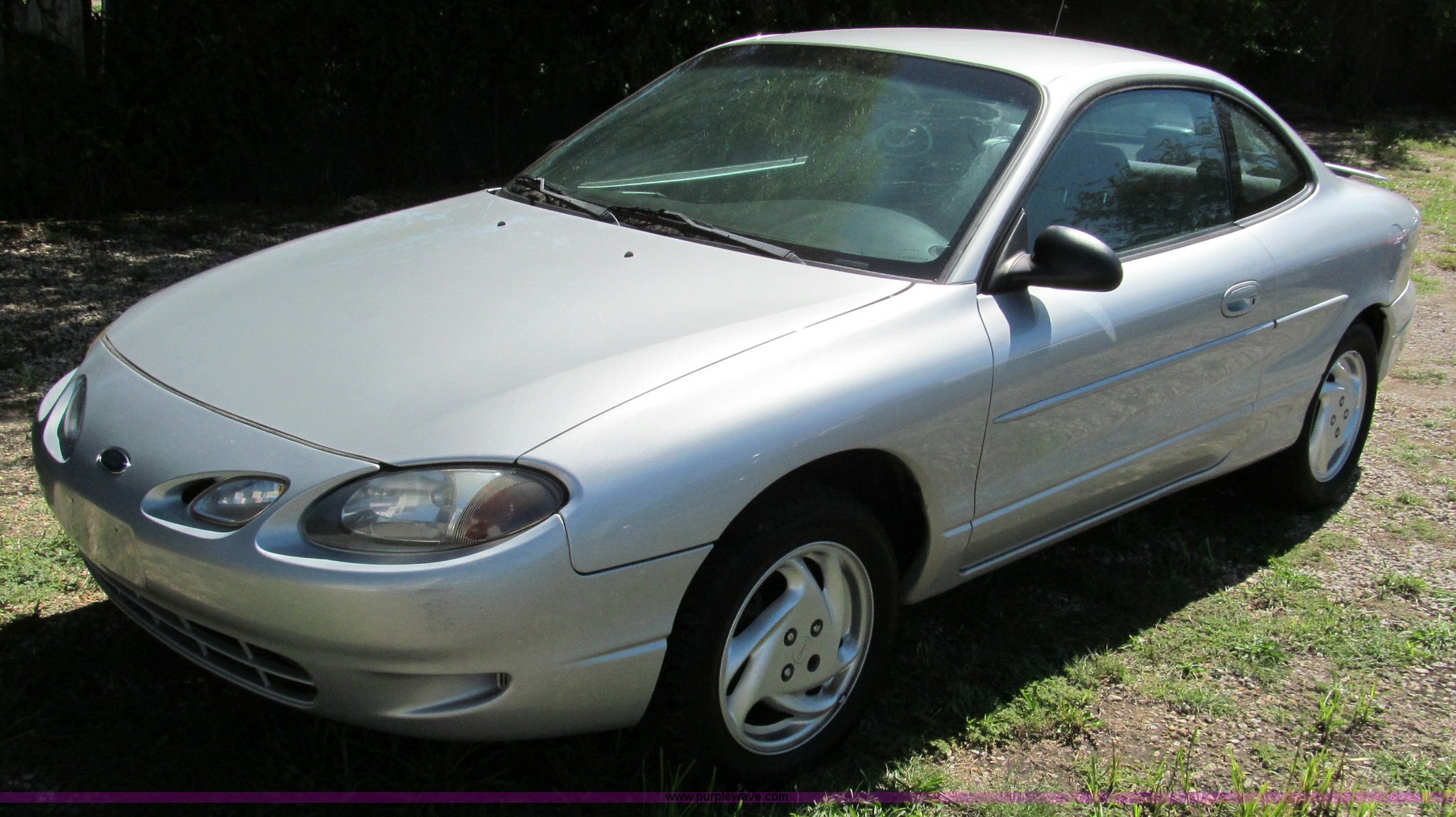 2001 Ford Escort ZX2 in Grandview, MO | Item E2179 sold | Purple Wave