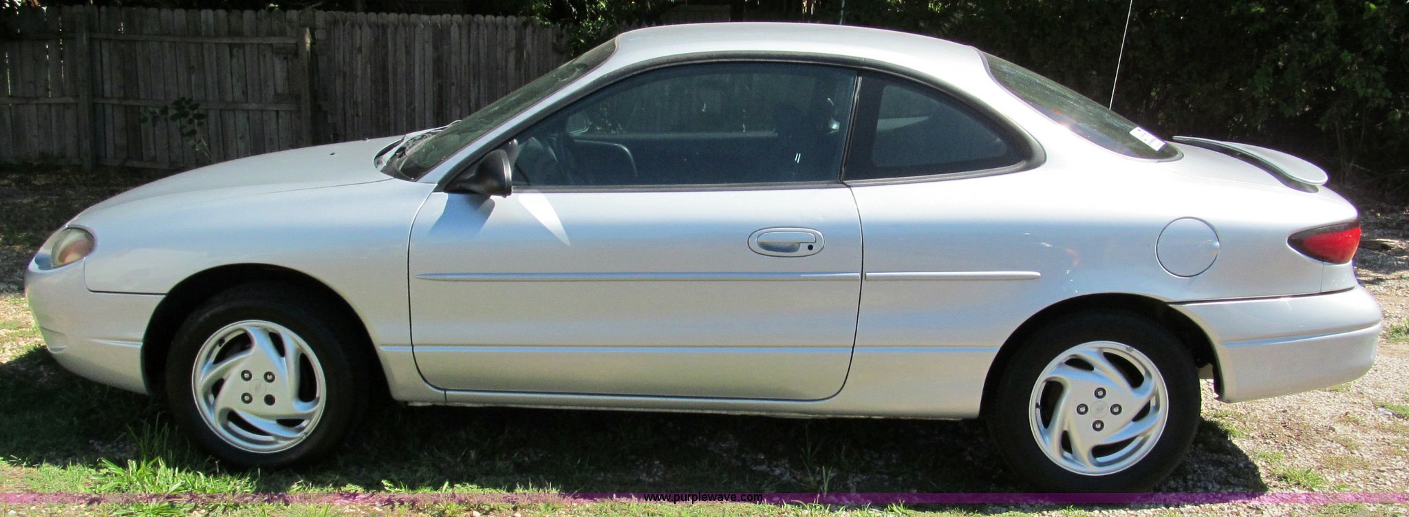 2001 Ford Escort ZX2 in Grandview, MO | Item E2179 sold | Purple Wave