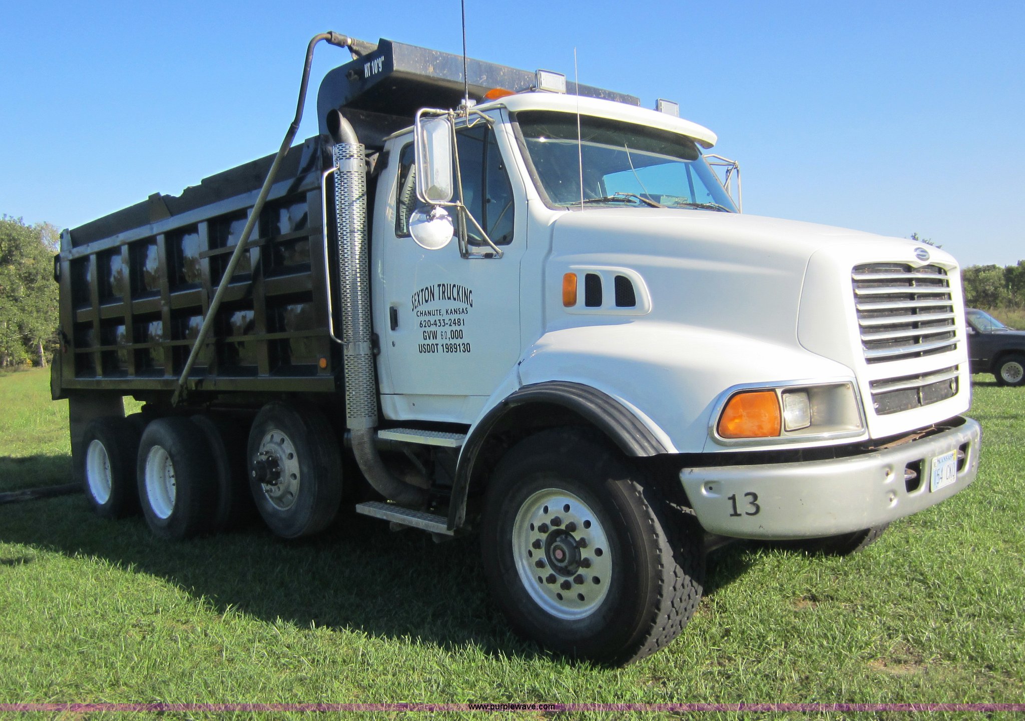 1999 Ford Sterling LT9513 Dump Truck In Chanute KS Item D5675 Sold