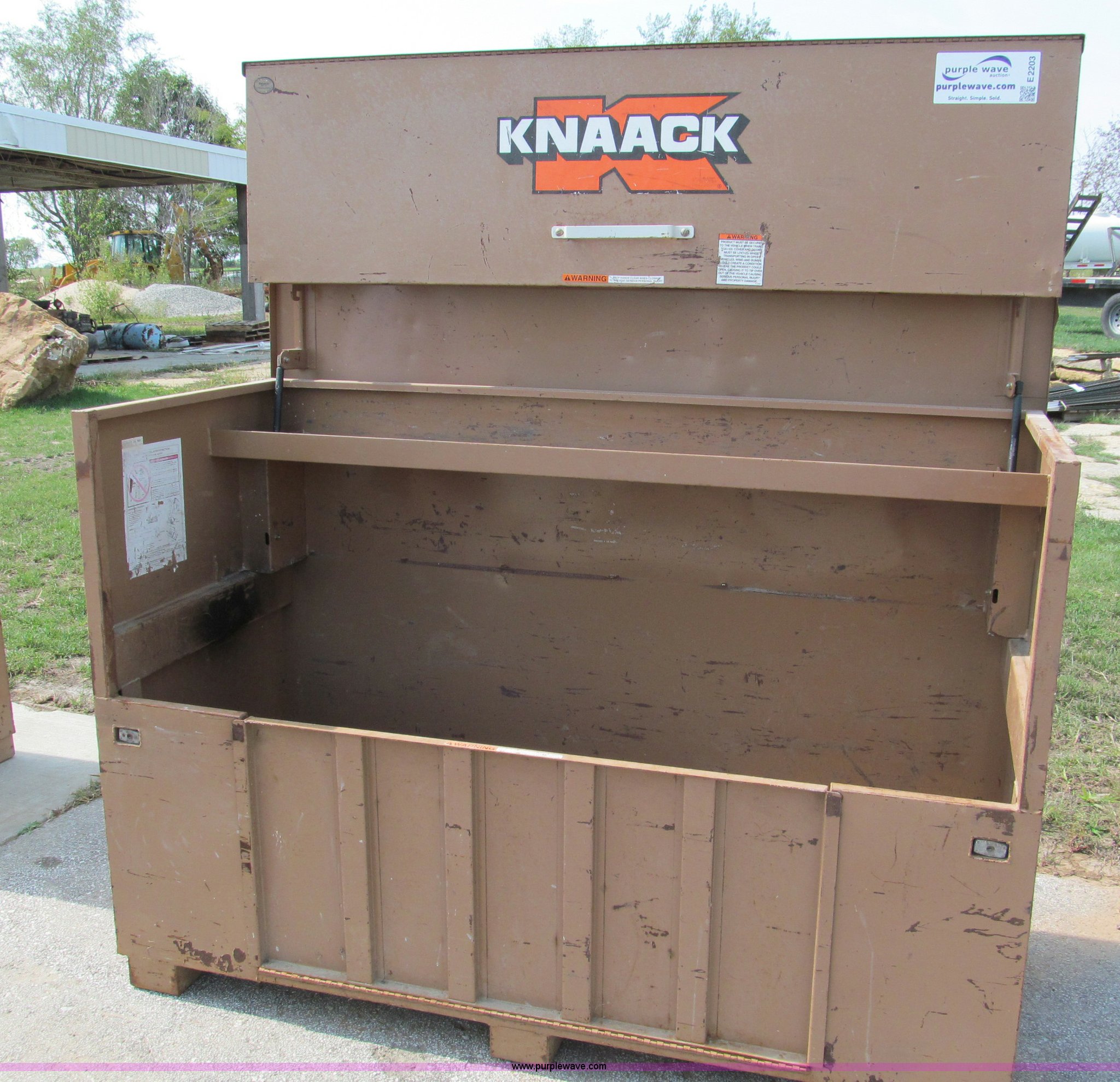 Knaack Storage Master 91 commercial job site box in Lone Jack, MO ...