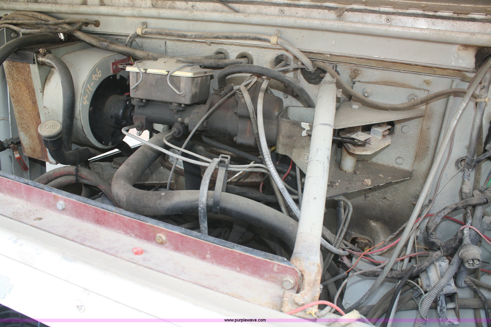 1986 Chevrolet P30 Grumman bucket van in Bonner Springs, KS | Item ...