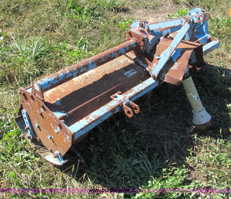 Ford 105A 5' tiller in Warrensburg, MO | Item E5575 sold | Purple Wave