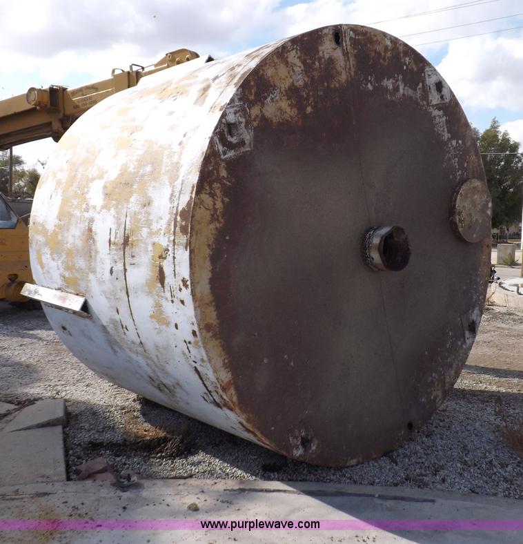 Hopper bottom tank in Ulysses , KS | Item F6075 sold | Purple Wave